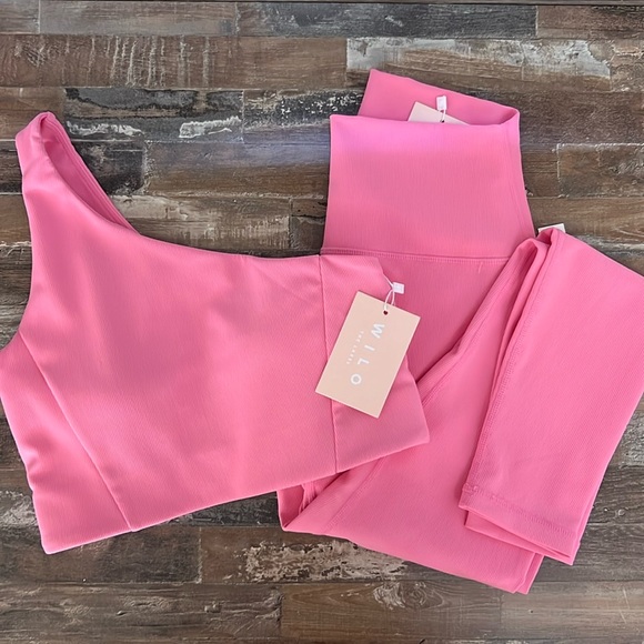 Wilo The Label | Pants & Jumpsuits | Wilo Bra And Leggings Set | Poshmark